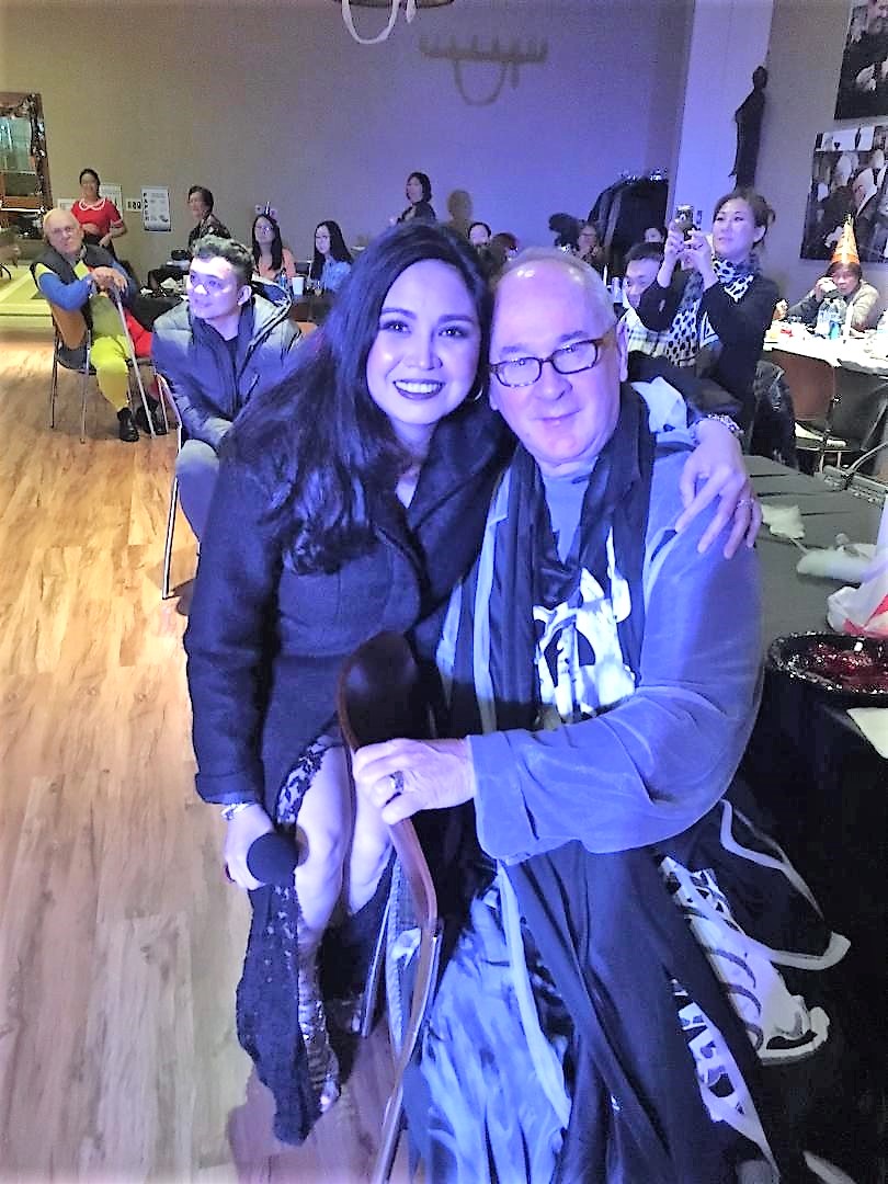 A New York Halloween with acoustic diva Angela | Inquirer