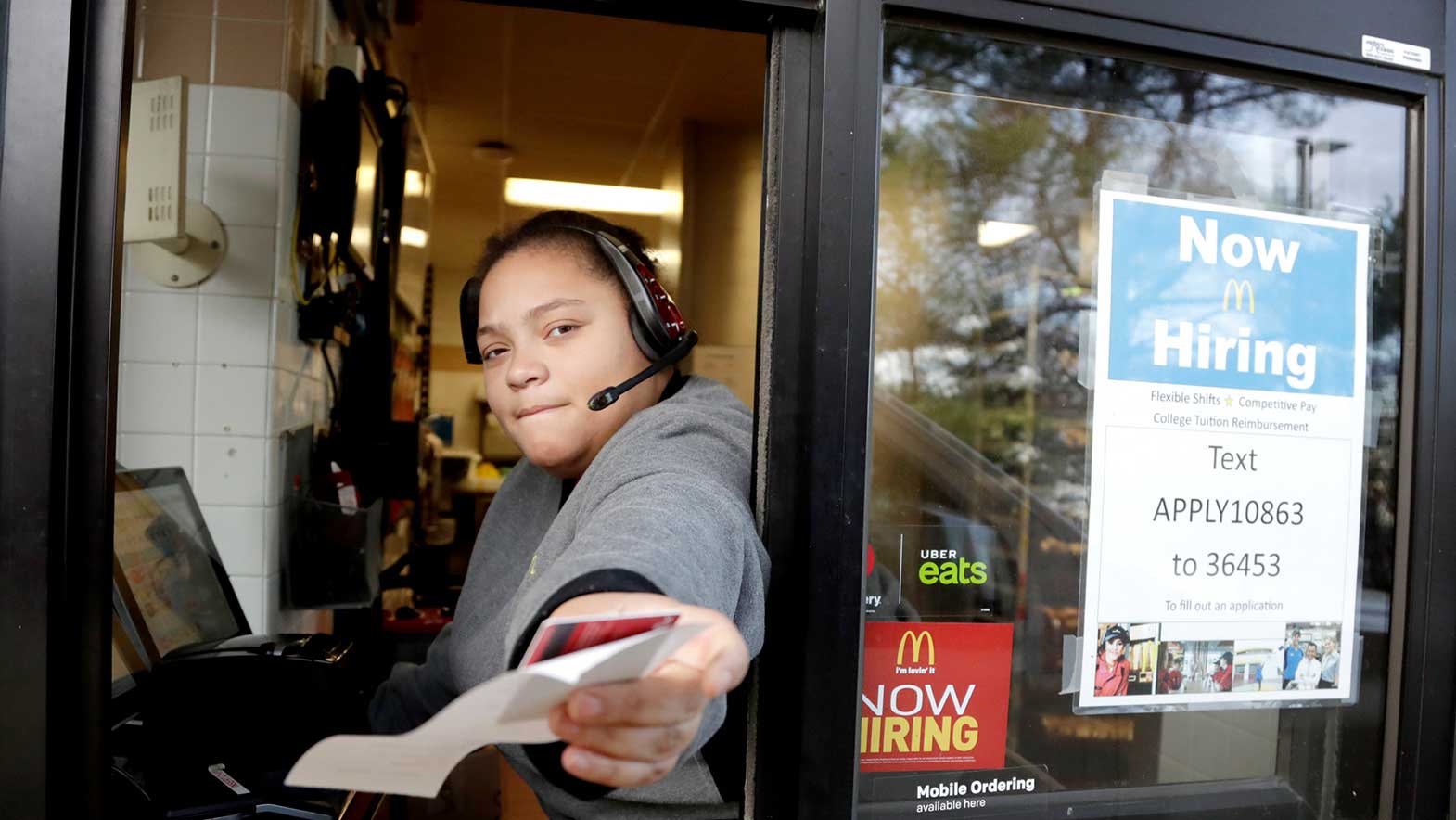 US Job Openings Jump to Record High of 7.3 Million