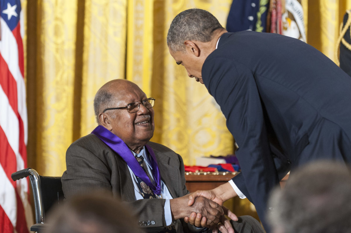 Acclaimed Novelist Ernest Gaines Dies at 86 Years Old | Inquirer