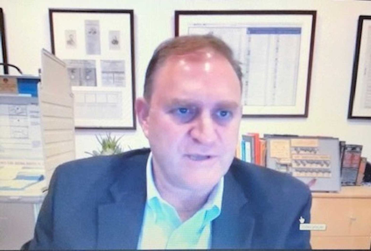 Expert warns reporters against predicting election winners | Inquirer