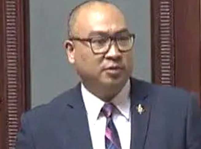 Fil-Canadian lawmaker Jon Reyes named to Manitoba cabinet | Inquirer
