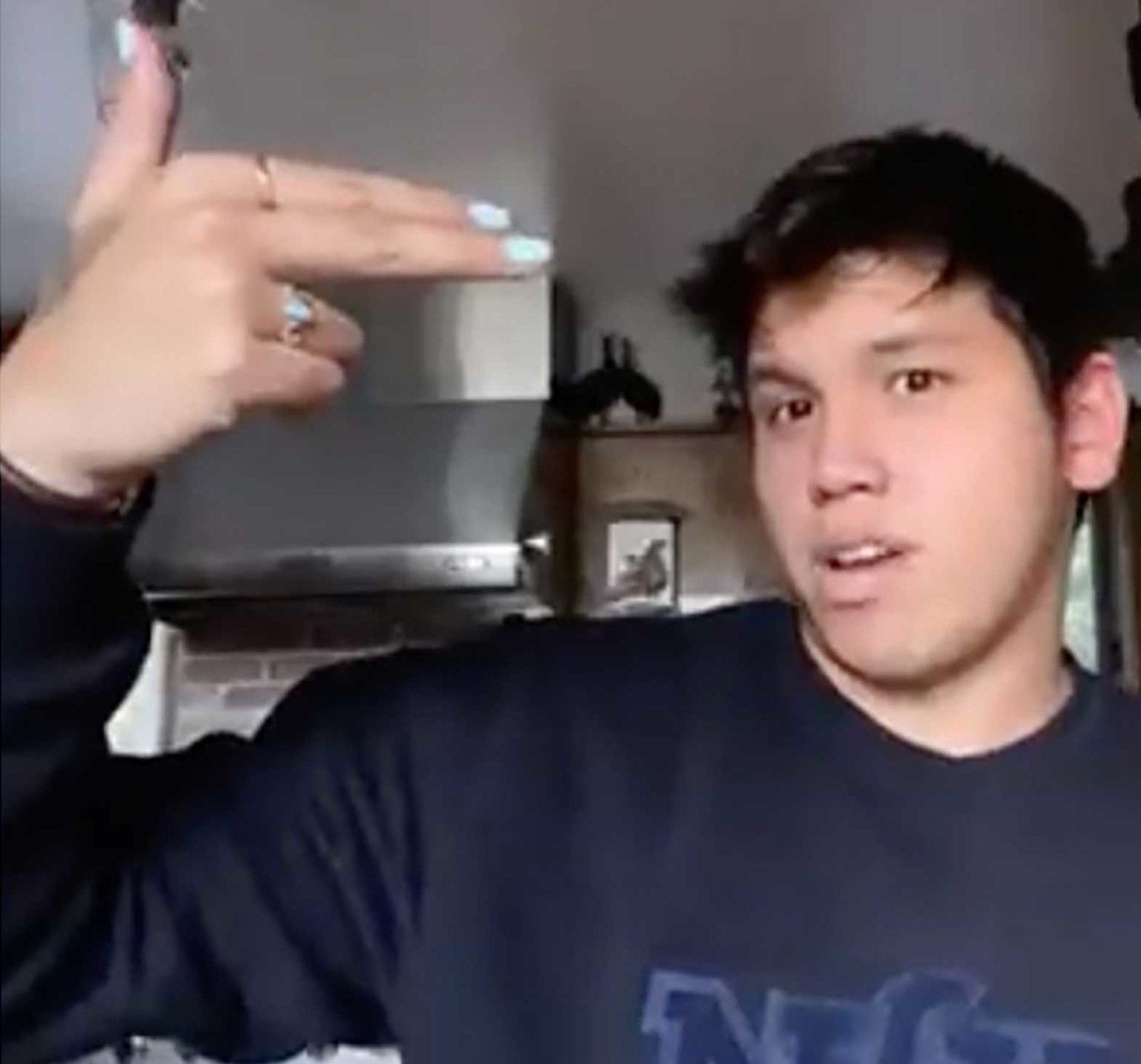 Fil-Australian singer robbed at gunpoint in San Francisco | Inquirer