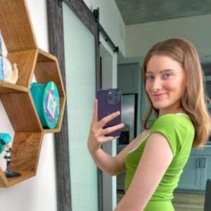 30 Best OnlyFans Accounts: Top OnlyFans for Exclusive Content