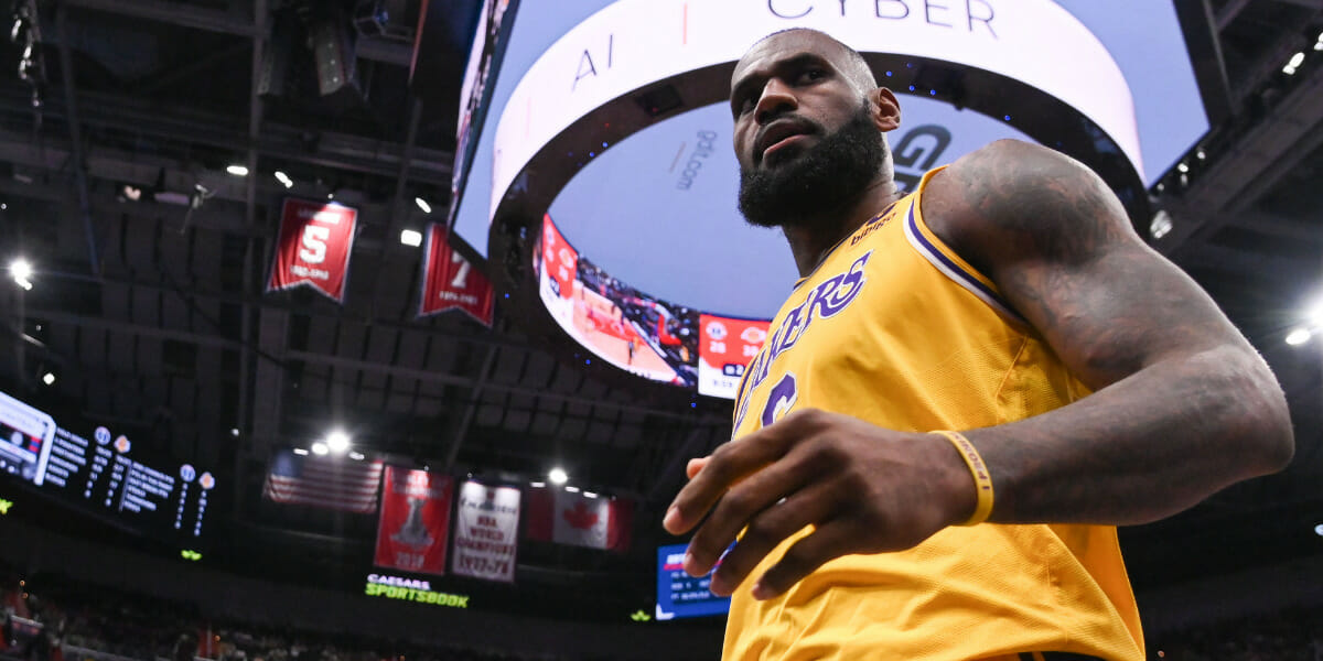 LeBron James advances to second place on all-time scoring list | Inquirer