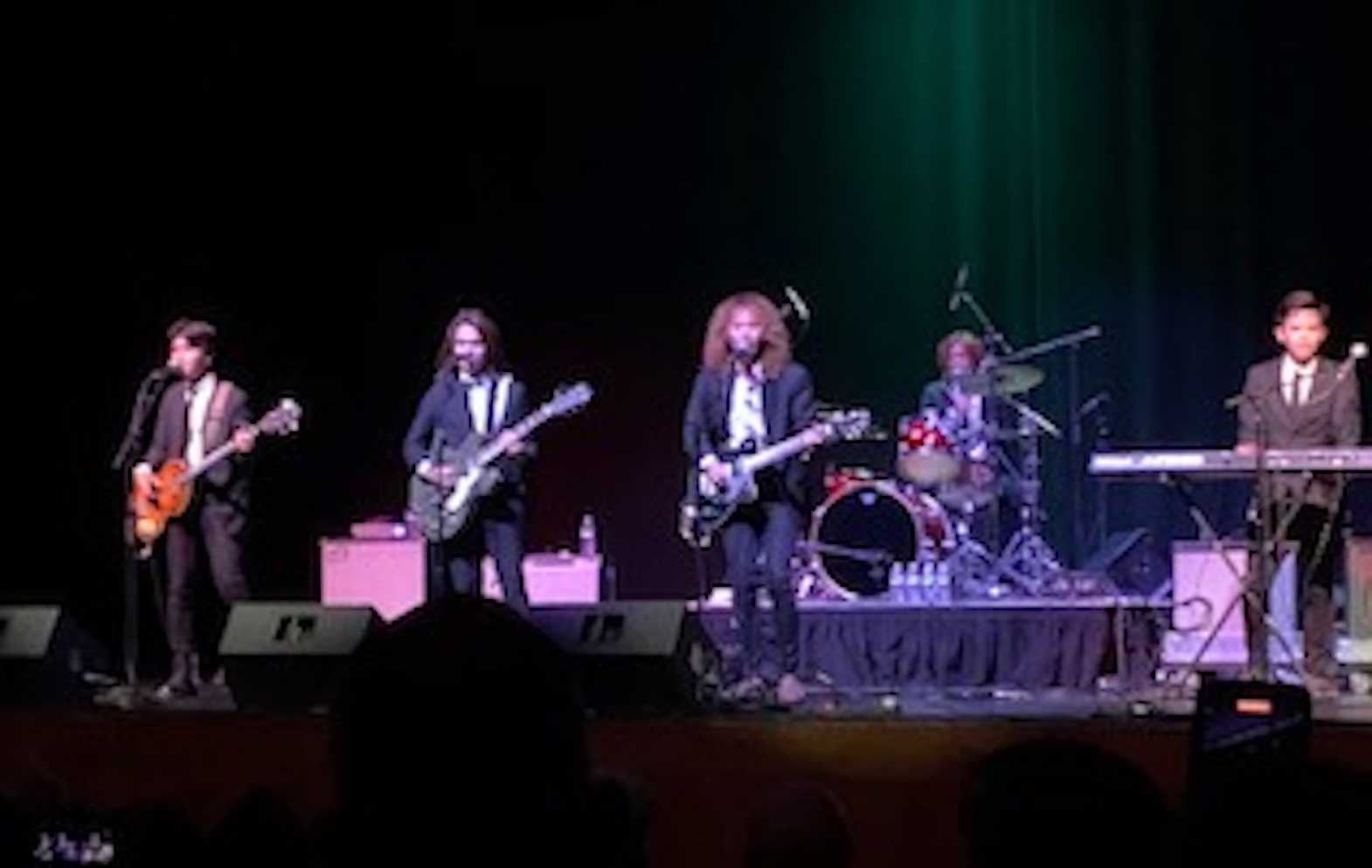 REO Brothers rock nostalgic fans in Los Angeles | Inquirer