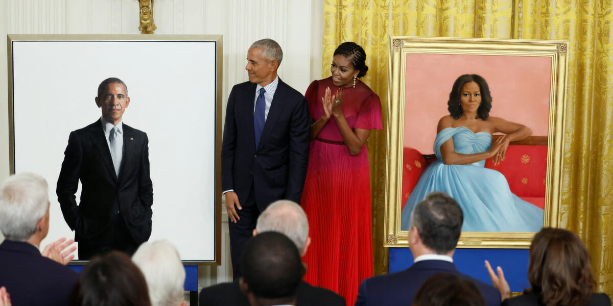 Obamas unveil portraits, talk of tradition and democracy | Inquirer