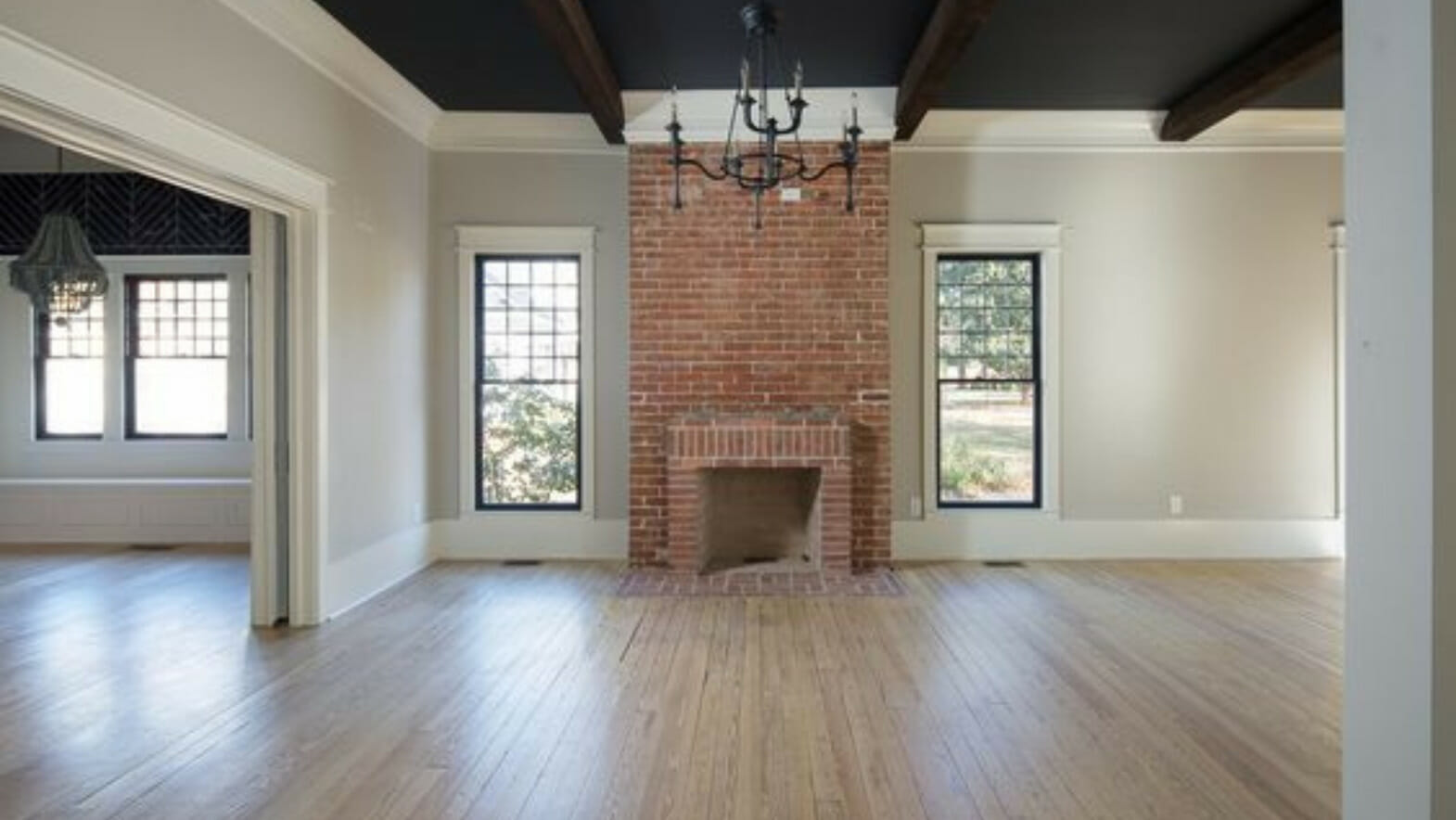 Gossamer Veil: The Color Catching Everyone's Eye I Lifestyle