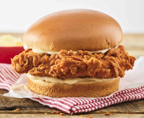 Michigan welcomes its first-ever Jollibee store I Inquirer USA