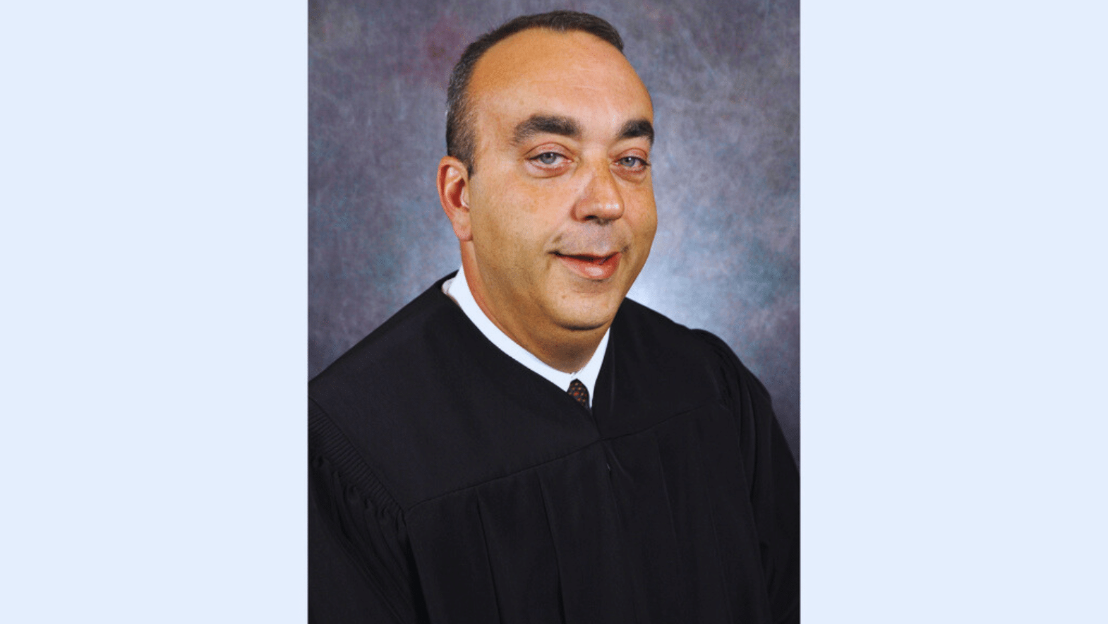 Kentucky sheriff charged in killing of judge at courthouse | Inquirer