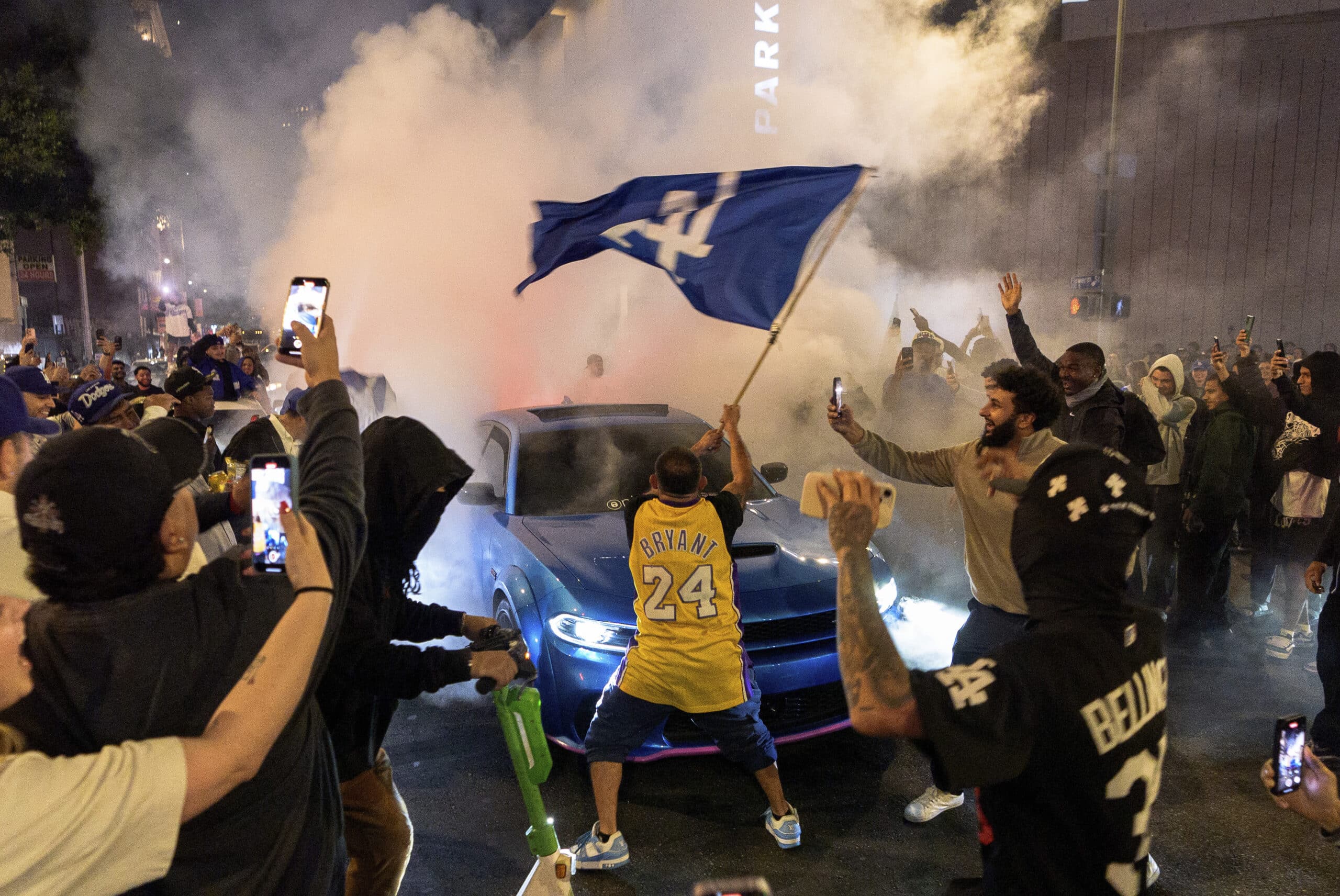 Violence, looting erupt in LA after Dodgers win World Series