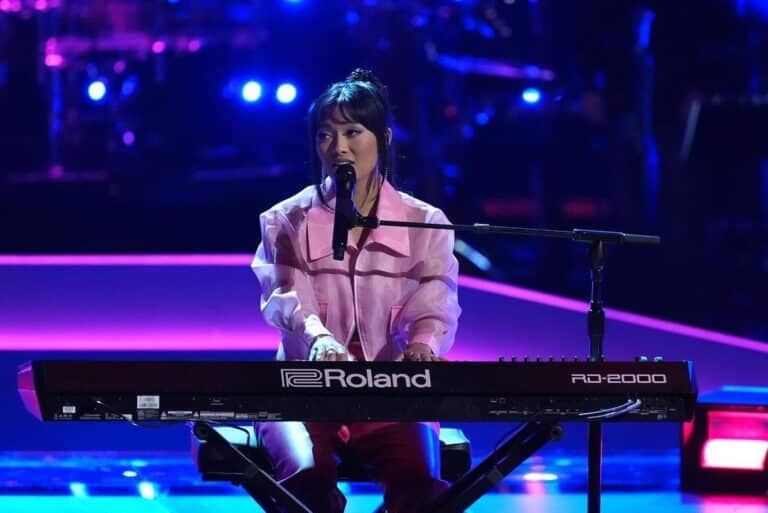 Fil-Am singer Kay Sibal ends journey on 'The Voice' | Inquirer