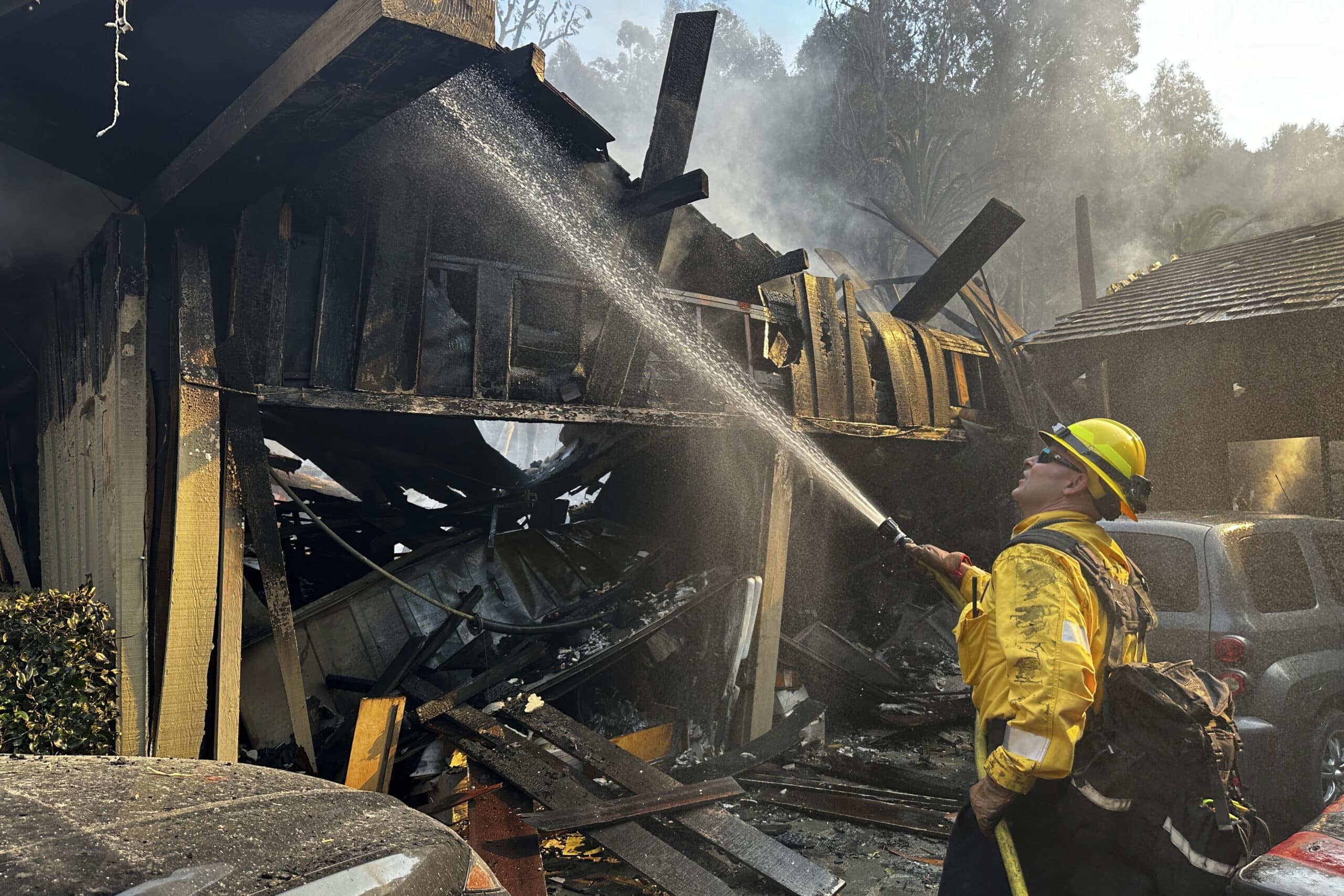 Malibu fire: Cher, other celebrities evacuate homes as fire grows