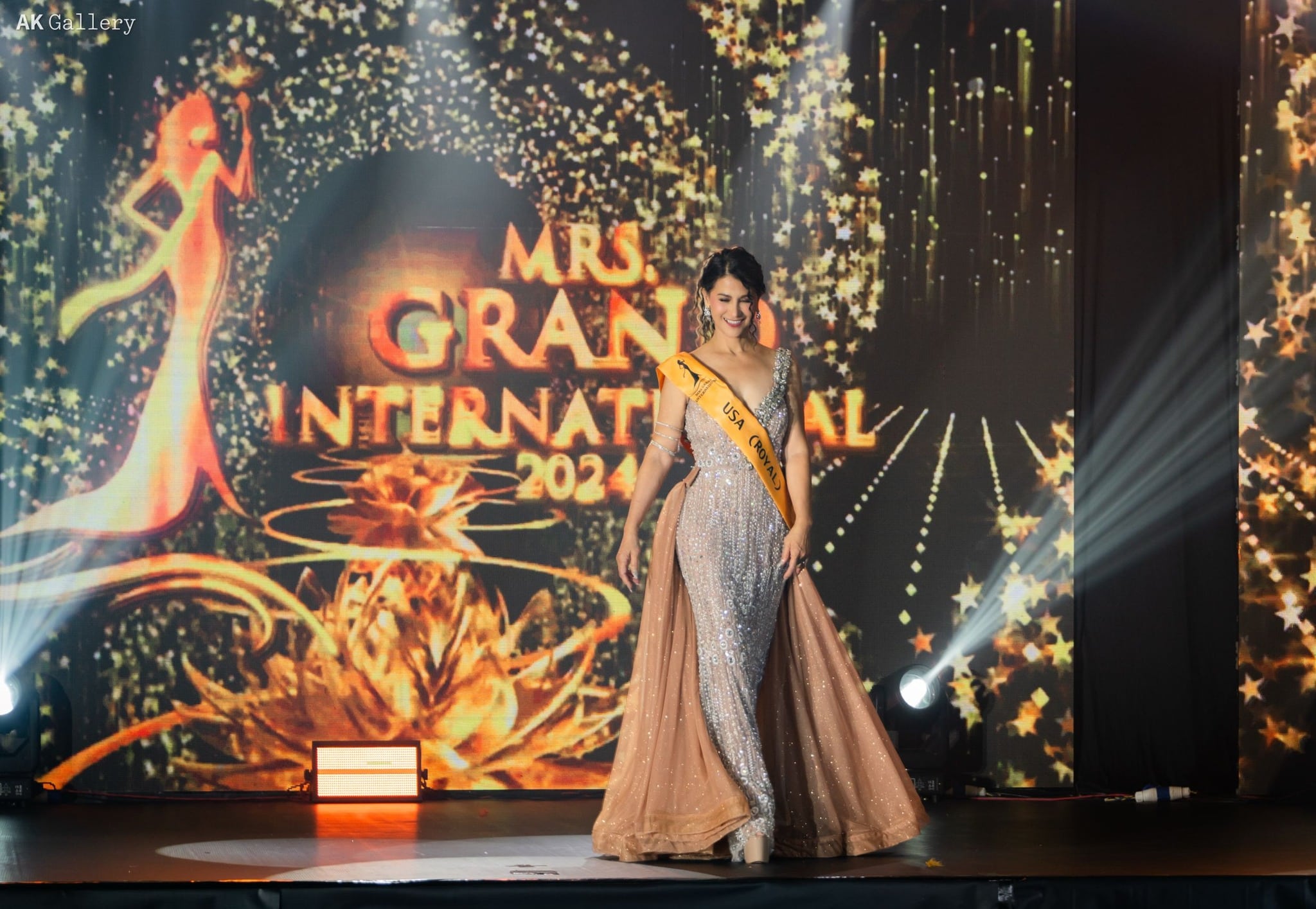 61-year-old Fil-Am beauty crowned Mrs. Grand International