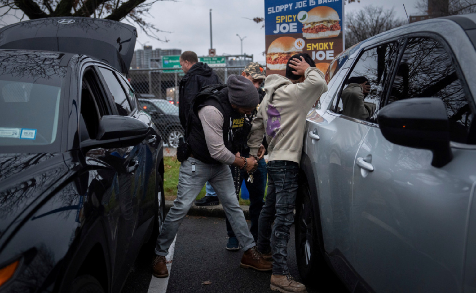 Immigrants in Chicago, other US cities brace for Trump deportation ...