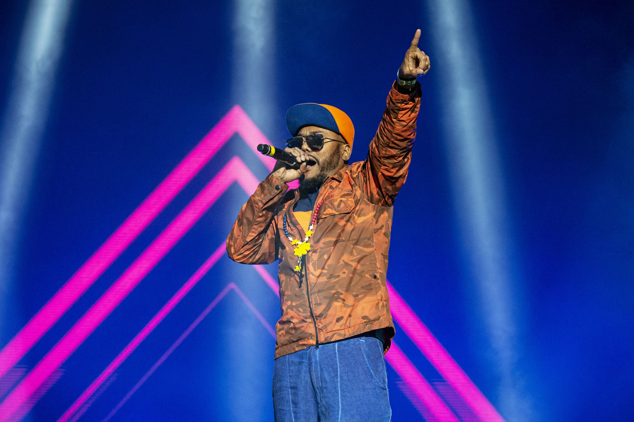 Apl.de.Ap reveals leaving stage just before the Vancouver attack
