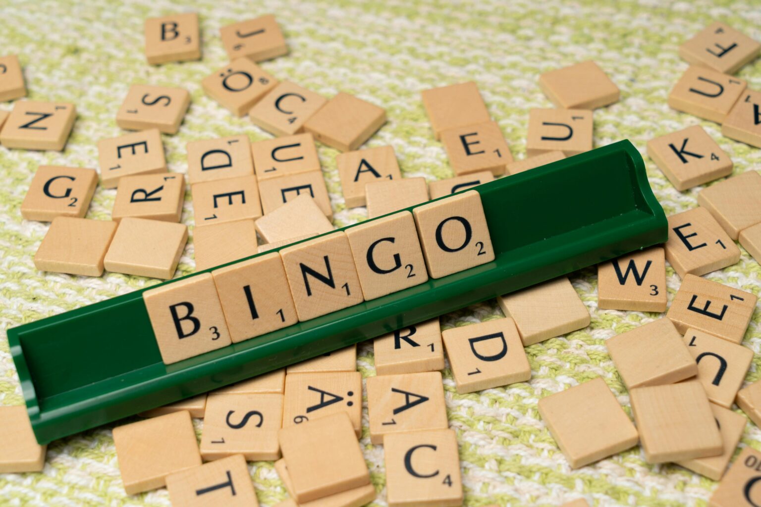 What is pushing online bingo into popularity?