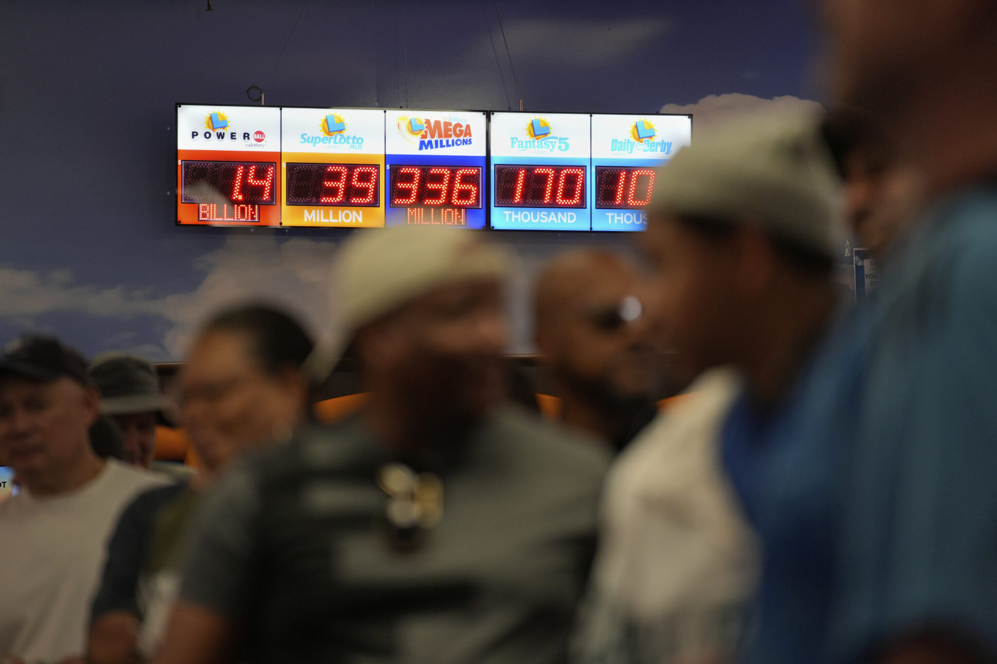 Powerball jackpot soars to $1.8 billion