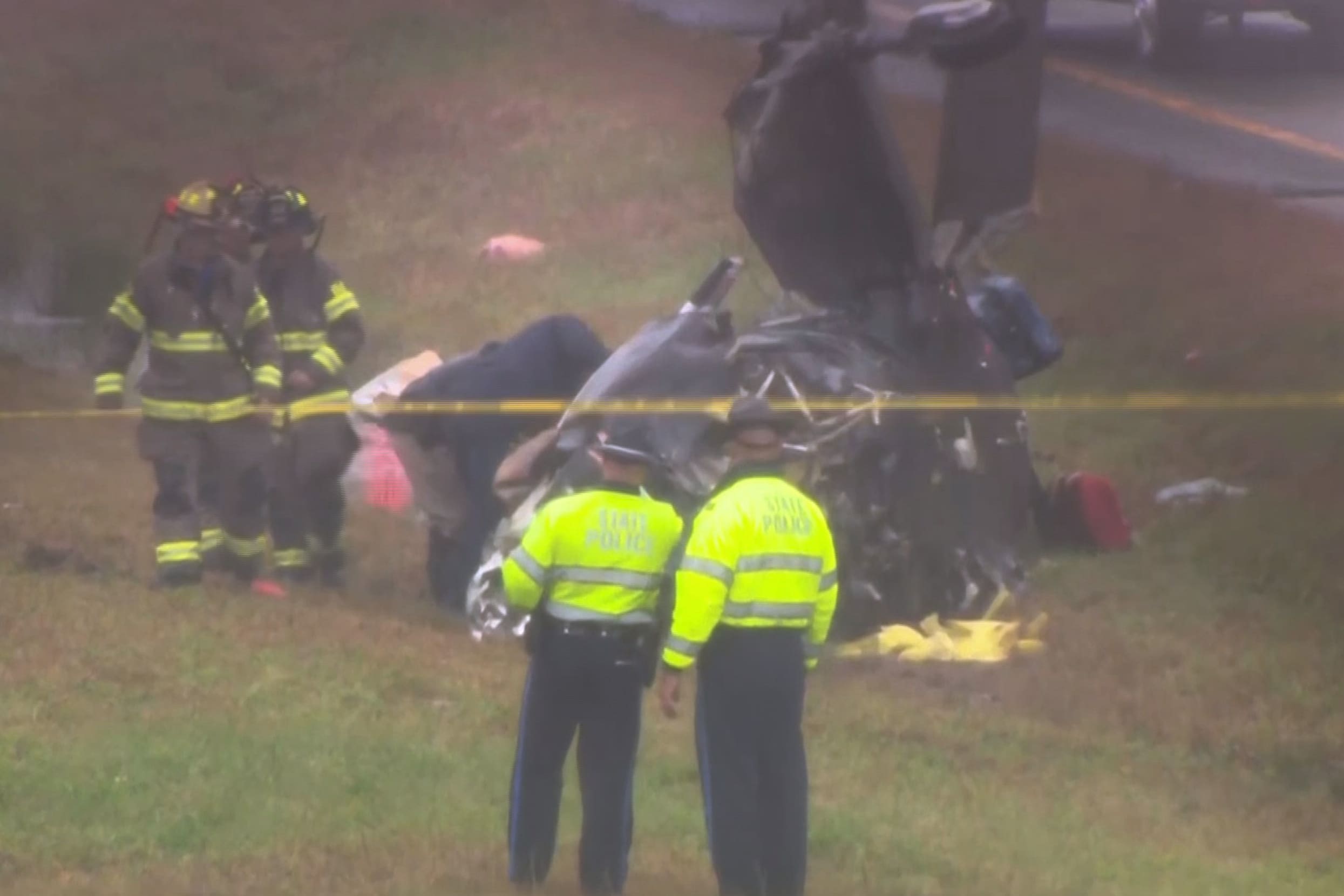 Massachusetts plane crash leaves 2 dead, 1 injured