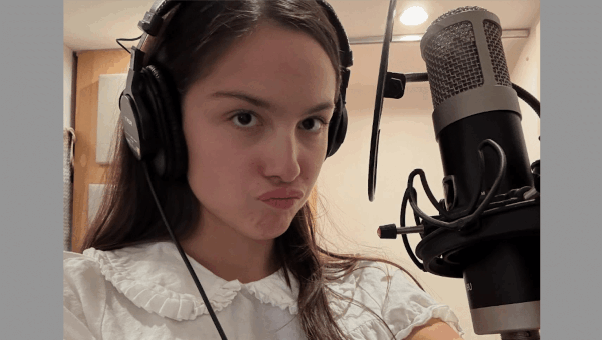 Olivia Rodrigo's studio selfie sparks new album buzz