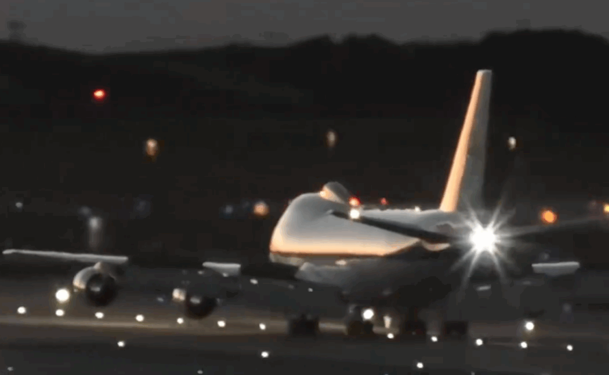 US 'Doomsday Plane' spotted at Los Angeles International Airport